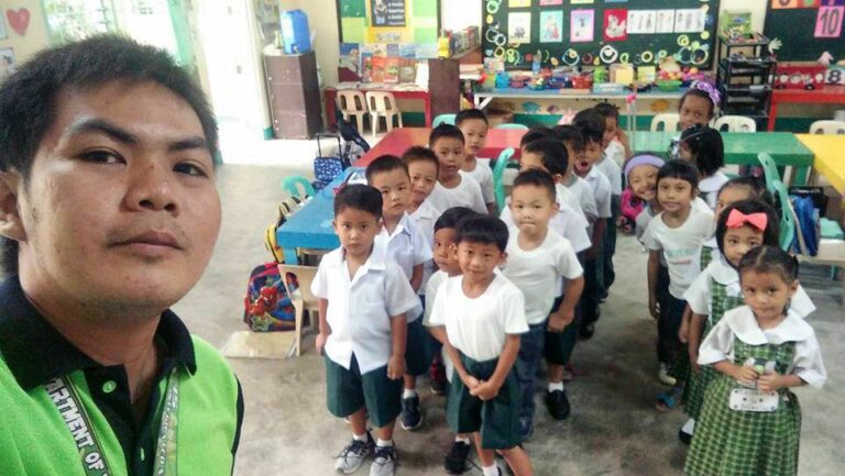 Masayang Mundo sa Kindergarten - TeacherPH